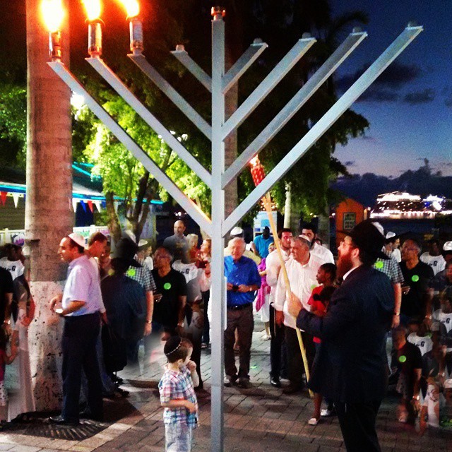 The Menorah's Shape: A Symbol of Heritage and Religious Tourism